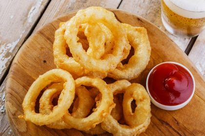 French Fried Onion Rings - Lovely Food Blog